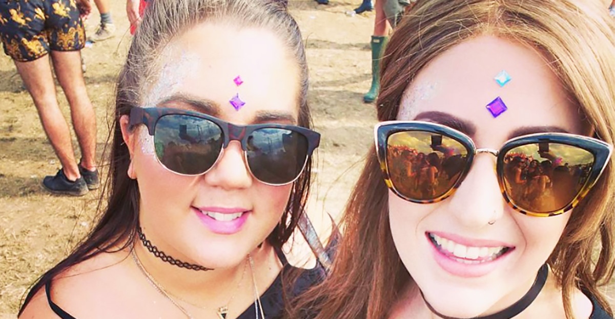 A Guide to Wearing Wig at Music Festivals