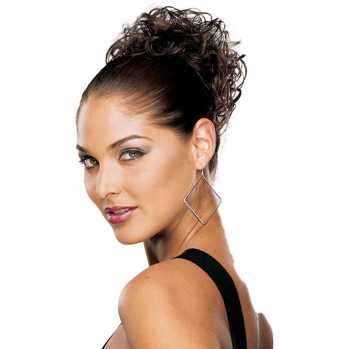 Smooch Scrunchie Hairpiece | Revlon | Simply Wigs